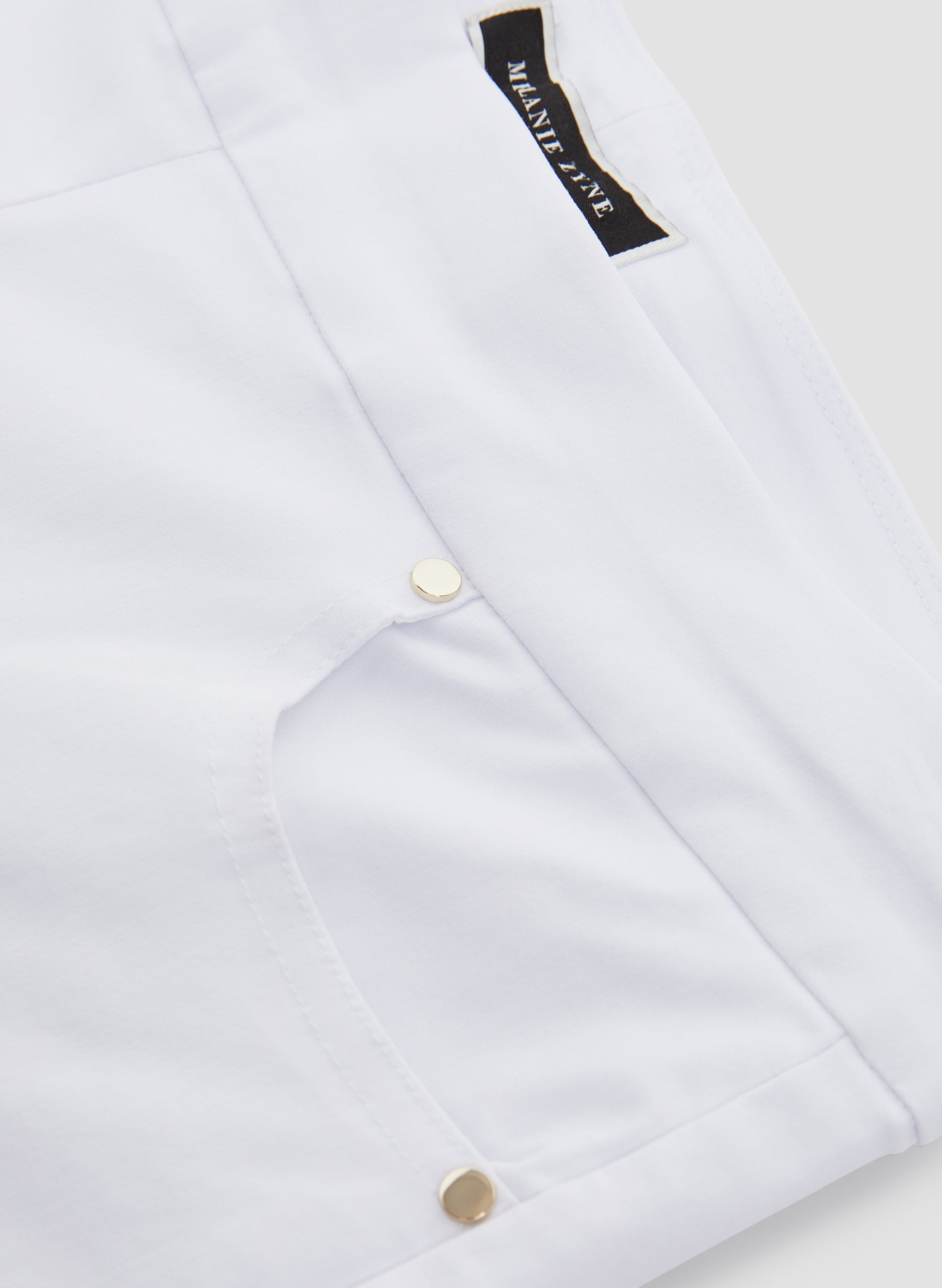 Essential Pull-On Capri Pants